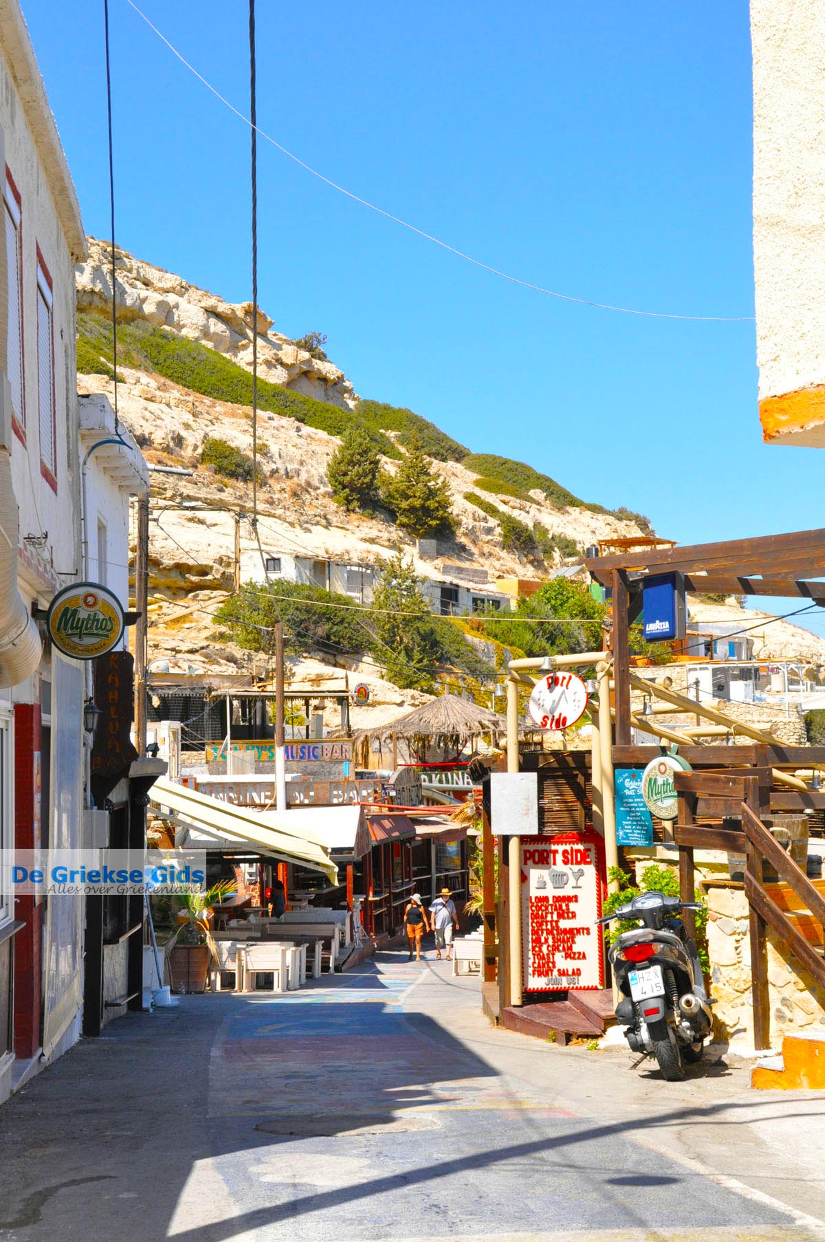 Matala Kreta - hippiedorp tussen de witte krijtrotsen