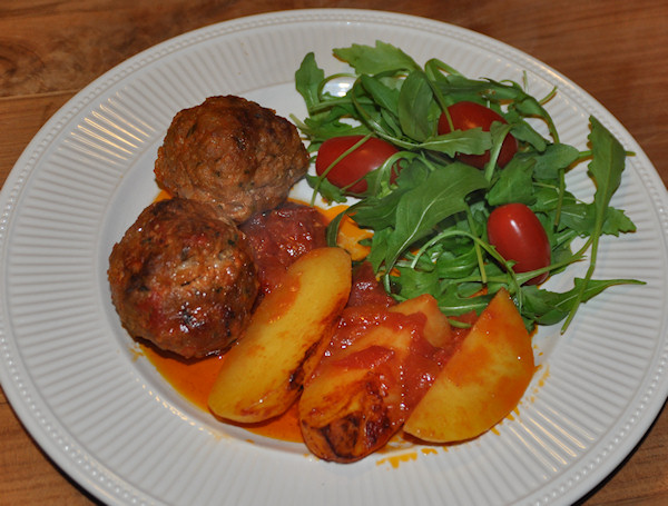 Keftedes - Hoofdgerechten - Griekse recepten - De Griekse Gids